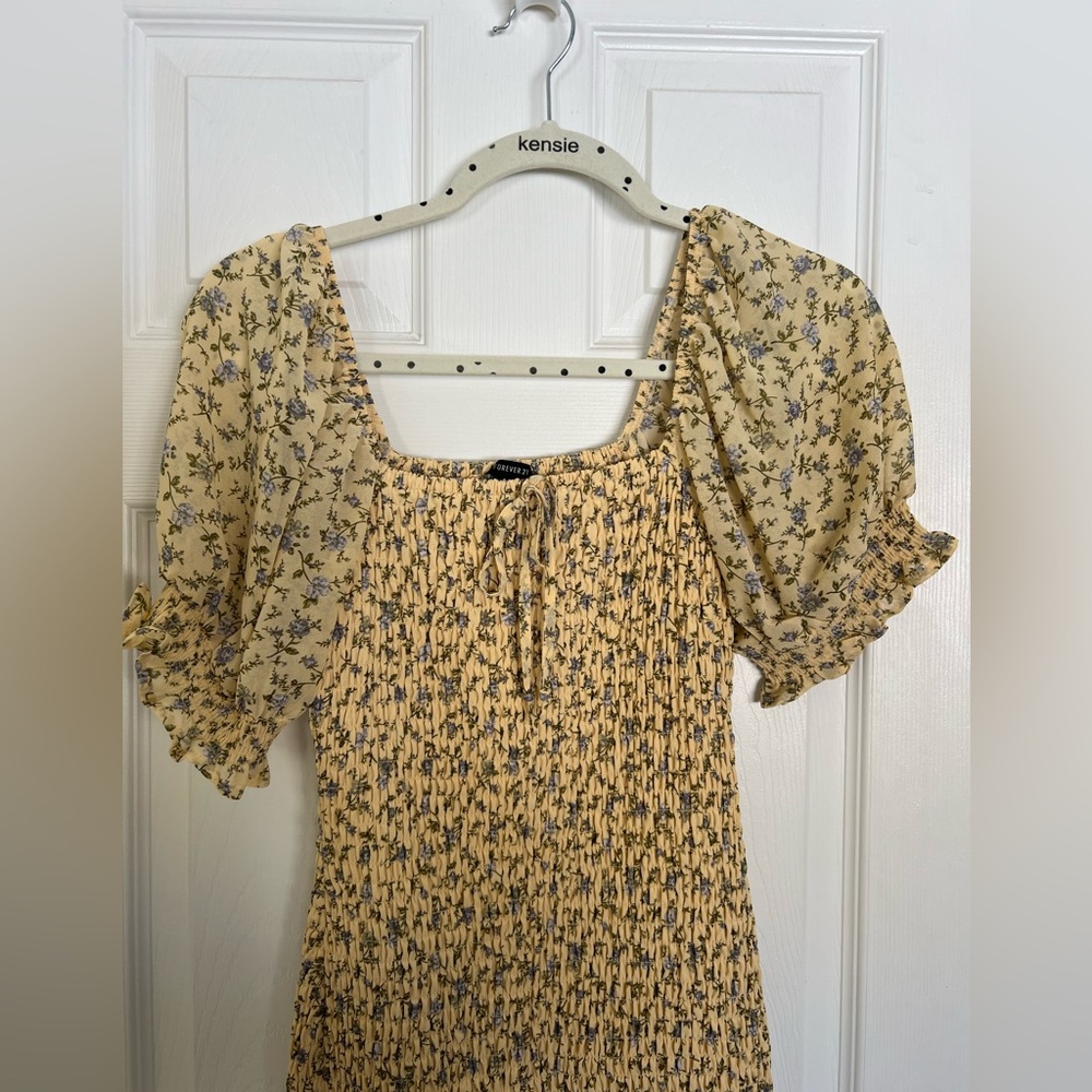 Beautiful Pastel Yellow Dress - Gem